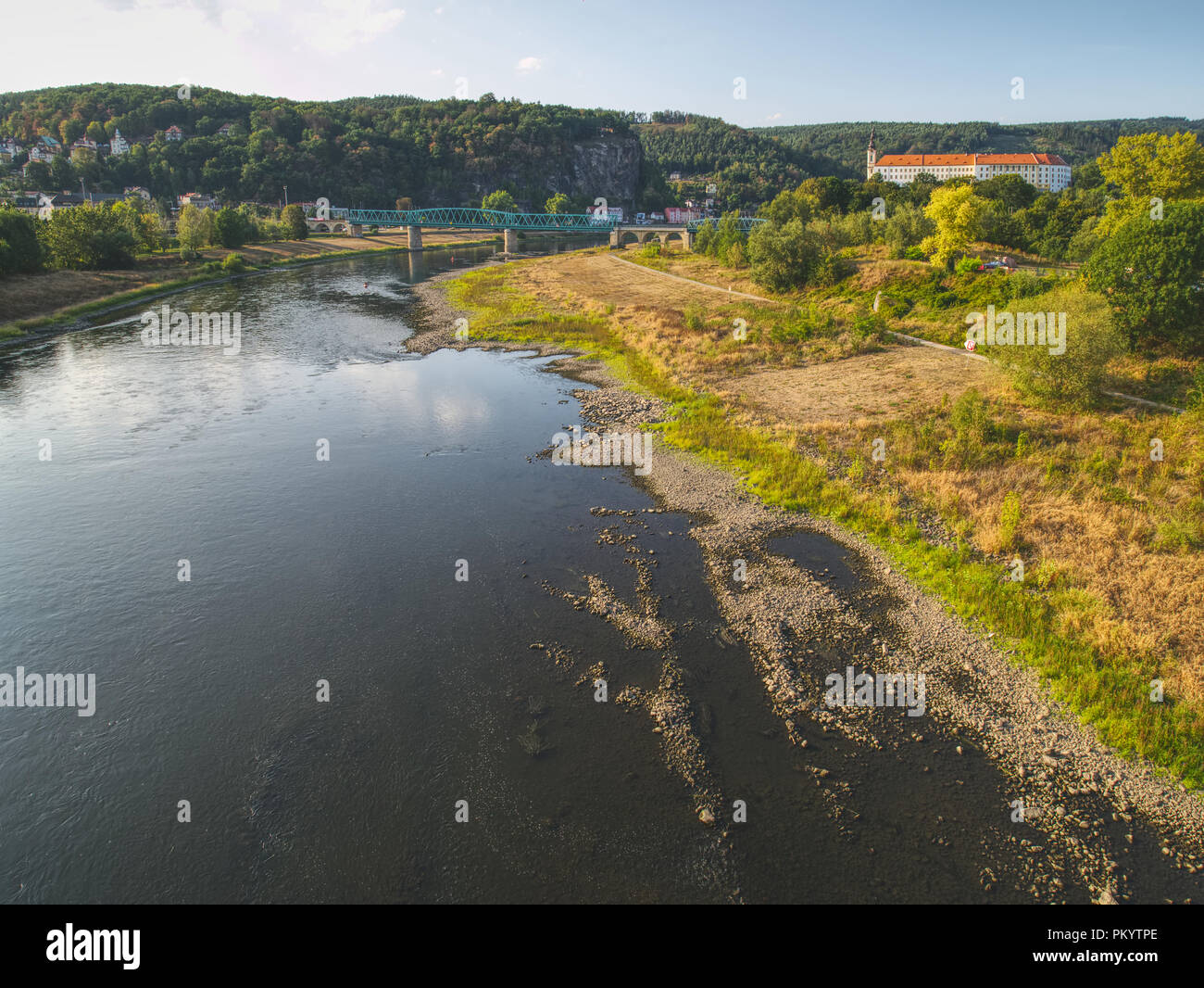 Inflow arc hi-res stock photography and images - Alamy