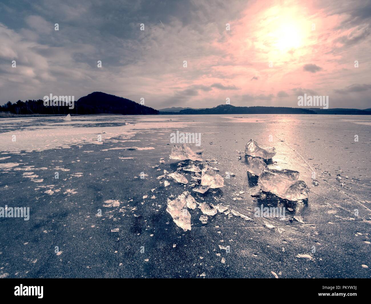 Sun shining on iceberg hi-res stock photography and images - Alamy