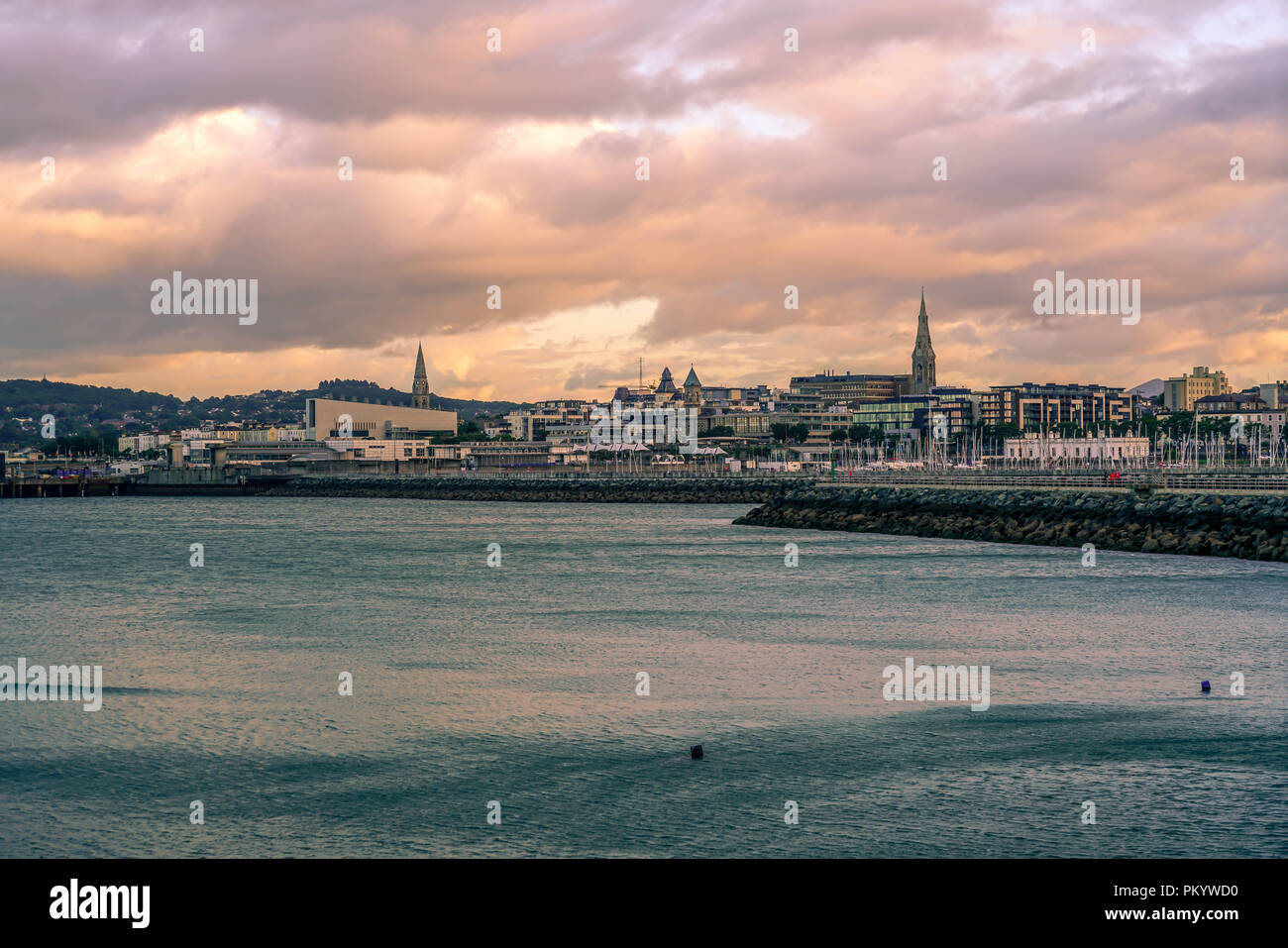 A look around the stunning harbor in Dublin Ireland Stock Photo - Alamy