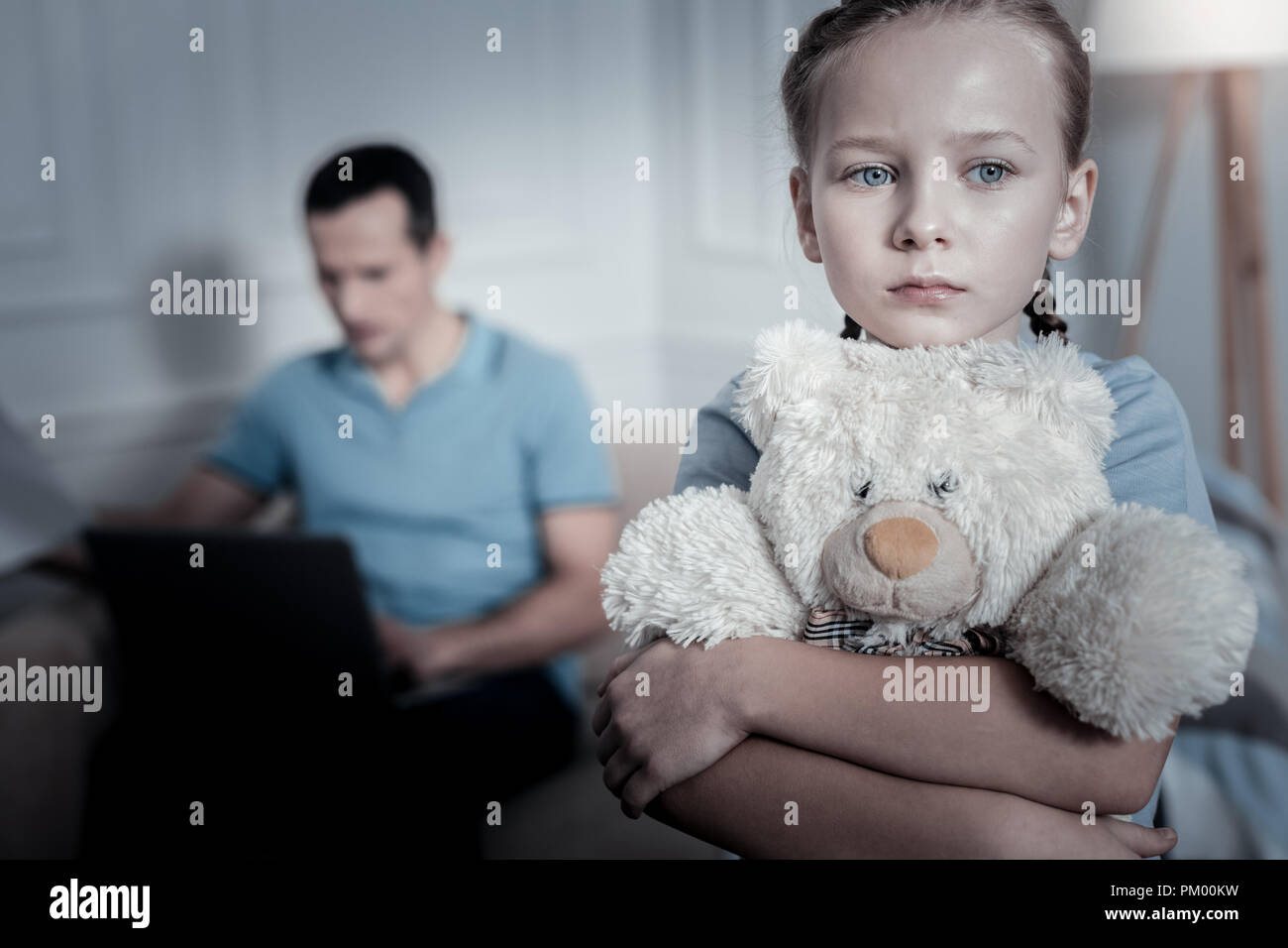 Lonely child thinking Stock Photo - Alamy