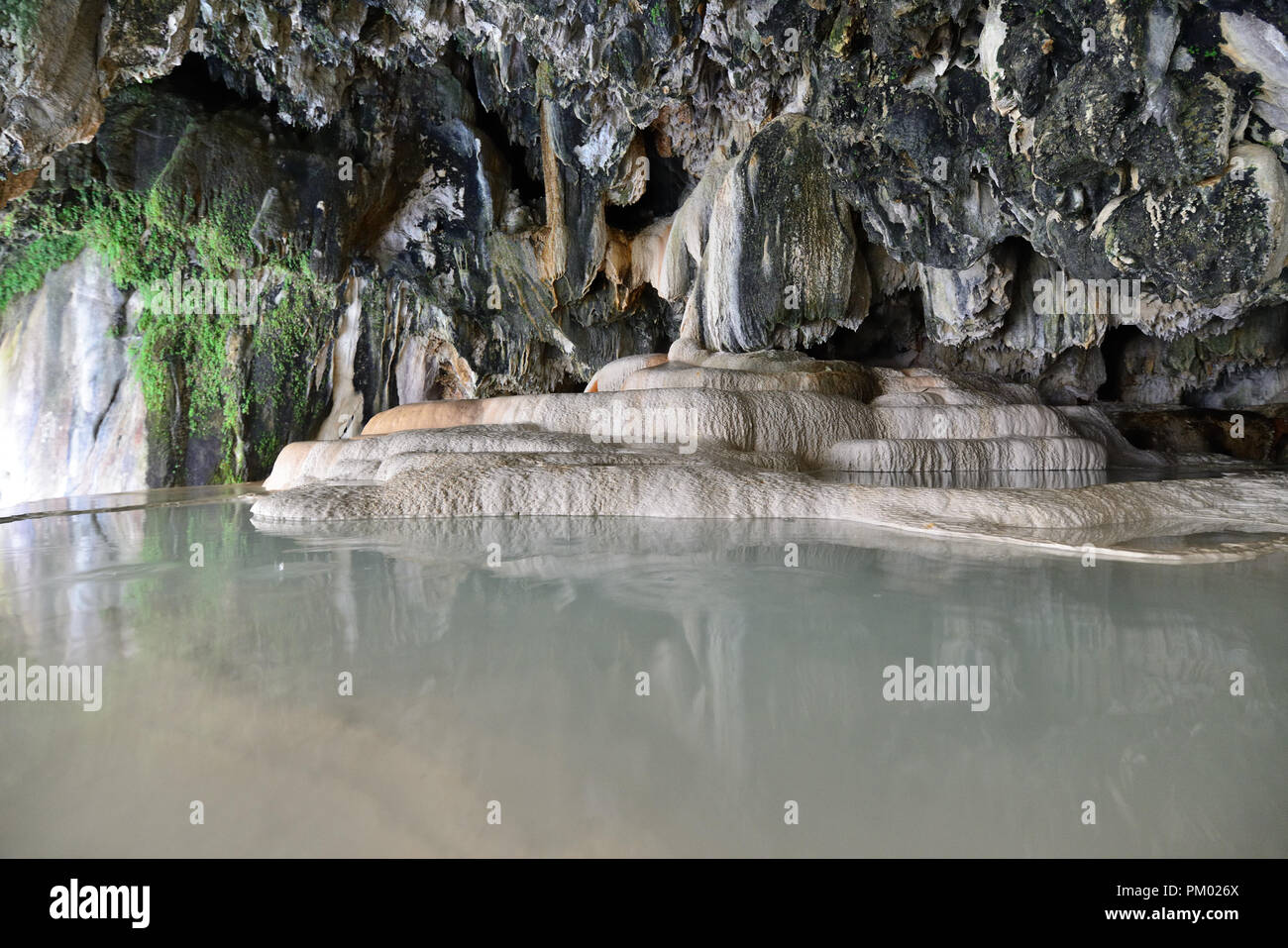 Water pool in river cave hi-res stock photography and images - Alamy