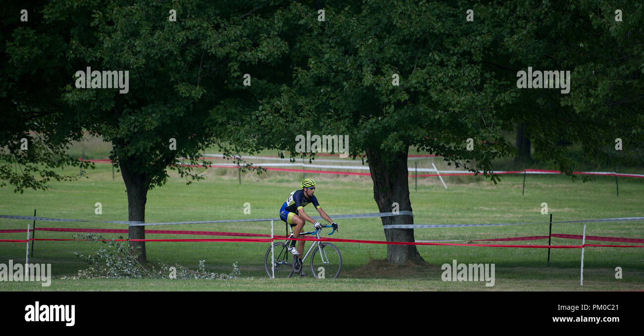 UNITED STATES - Sept08 : Racing action at the Fort Ritchie cyclocross ...