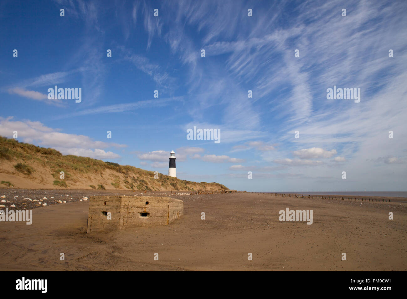 Spurn point lighthouse hi-res stock photography and images - Alamy