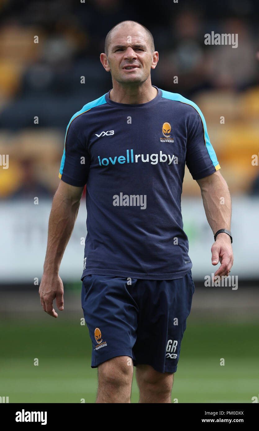 Worcester Warriors coach Gordon Ross Stock Photo - Alamy