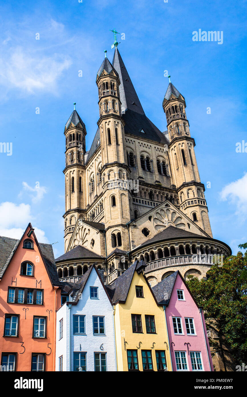 Cologne colorful houses hi-res stock photography and images - Alamy