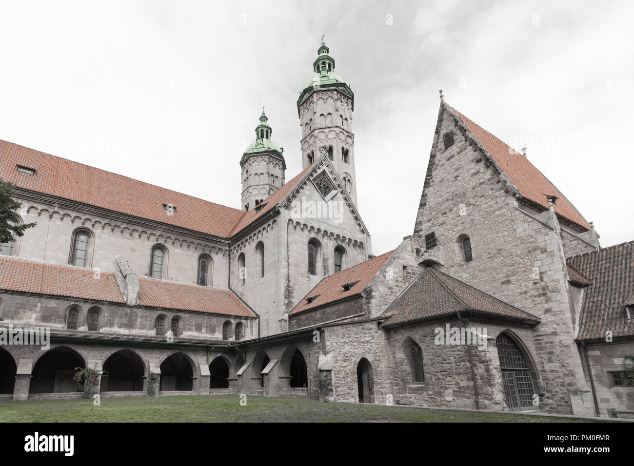 Naumburg cathedral uta hi-res stock photography and images - Alamy