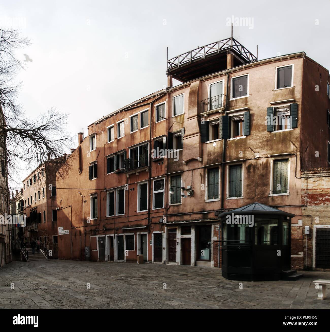 Buildings in Venice's historic ghetto Stock Photo - Alamy