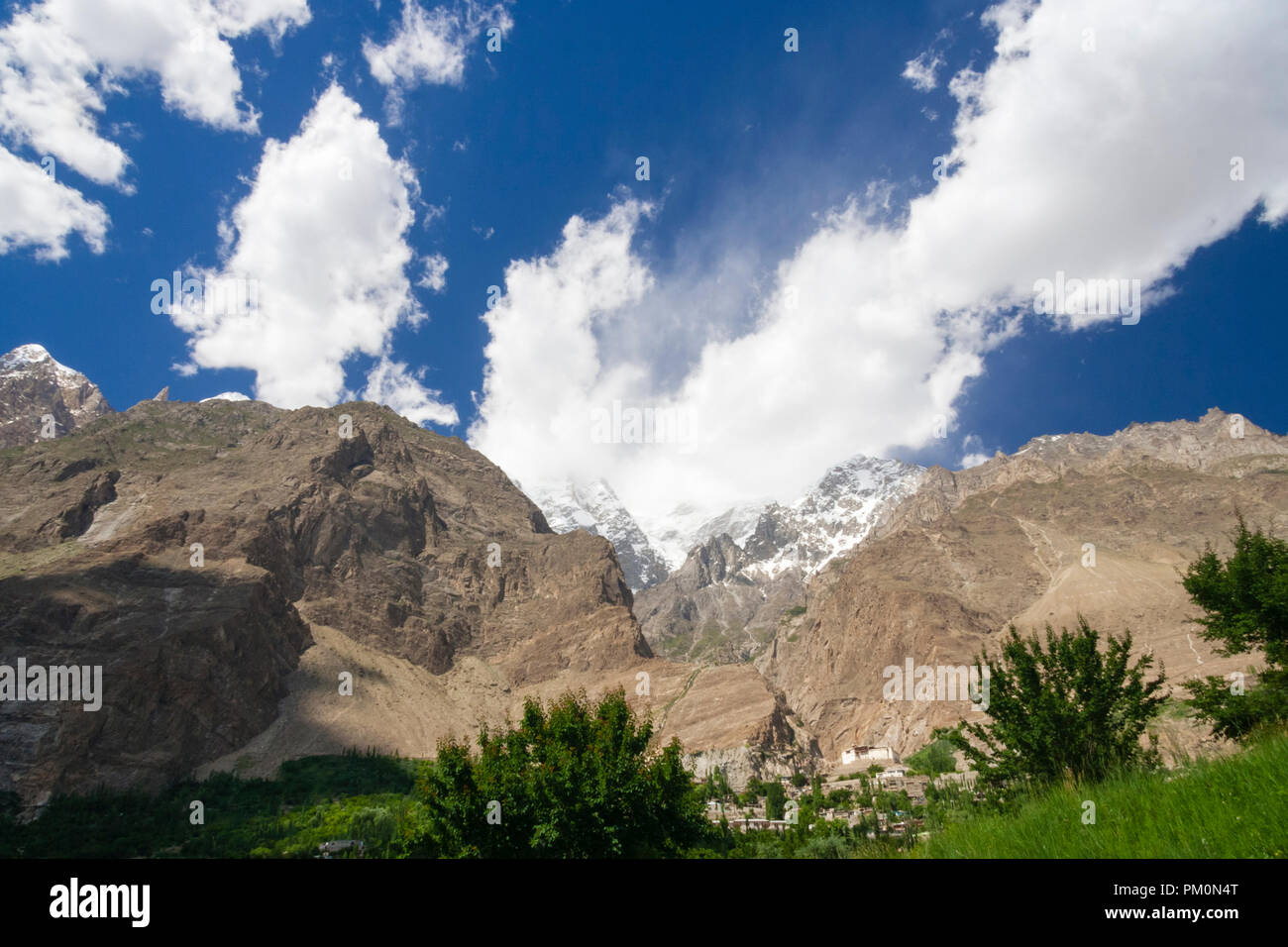 Karimabad, Hunza Valley, Gilgit-Baltistan, Pakistan : Ultar Peak 7,388 ...