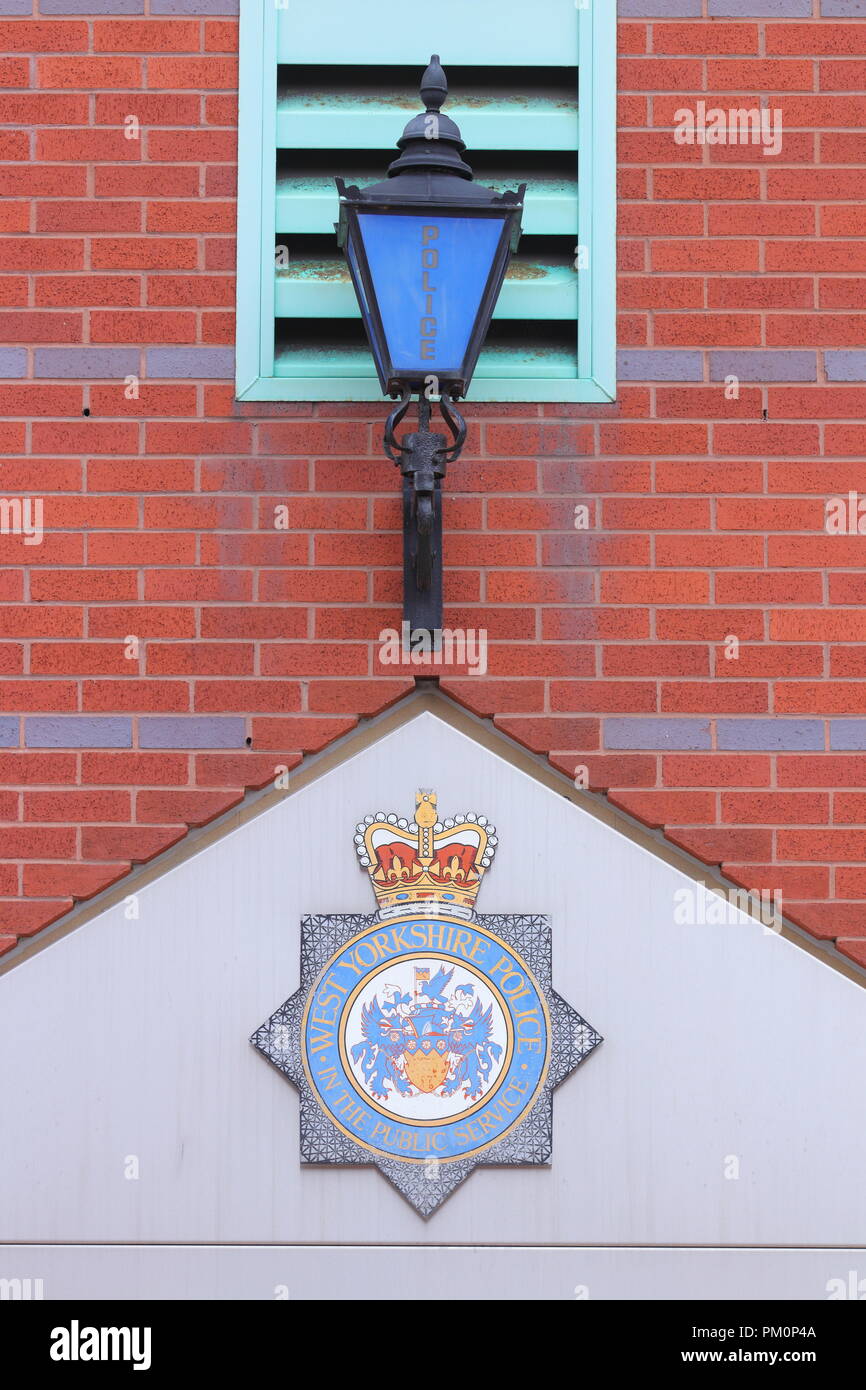 Leeds central police station hi-res stock photography and images - Alamy