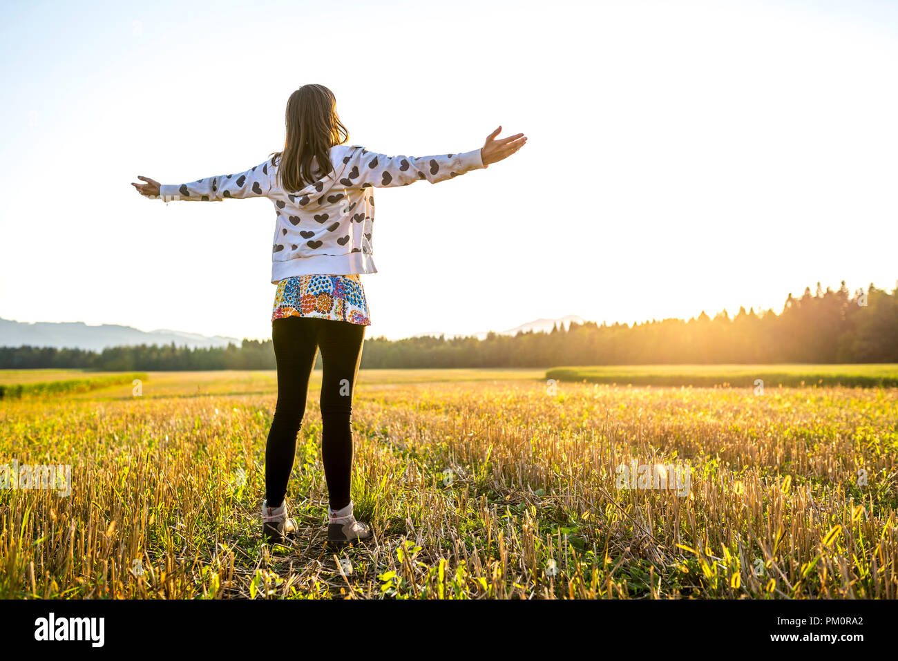 Wide opened arms hi-res stock photography and images - Alamy
