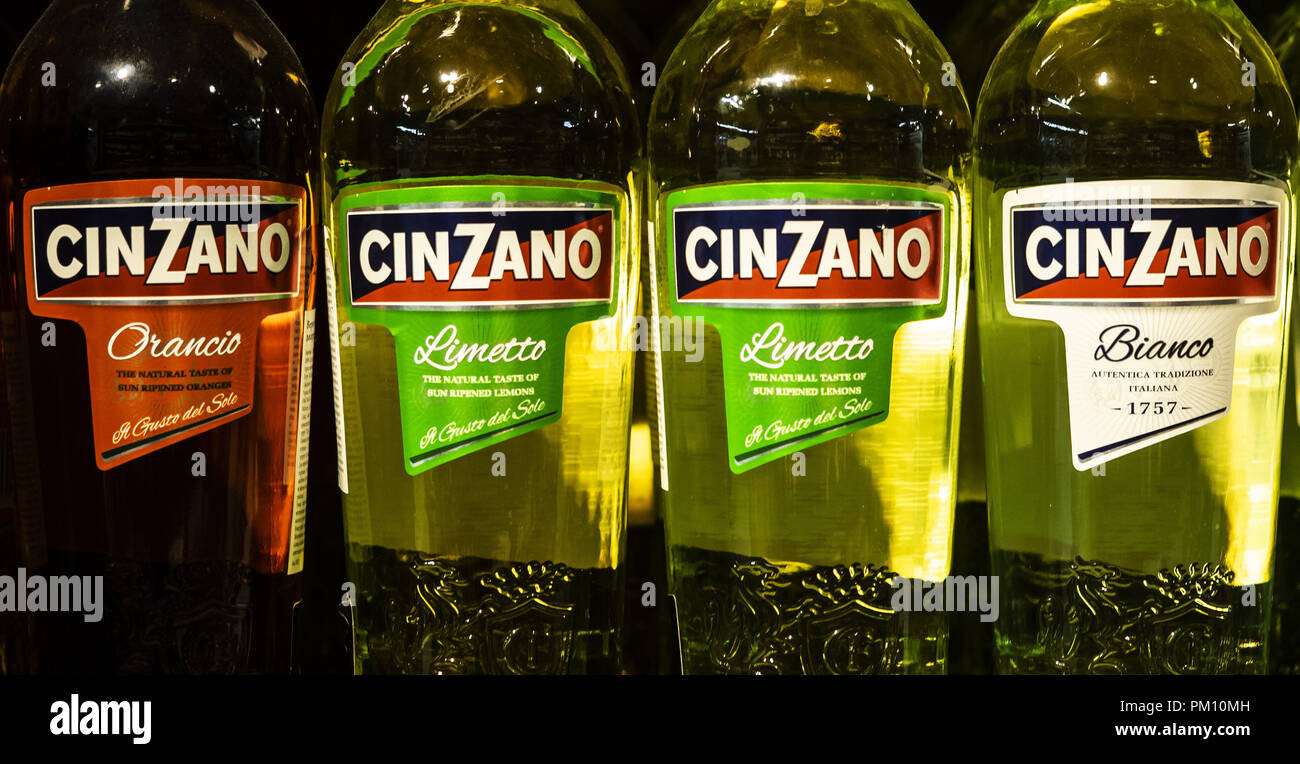 Cinzano vermouth hi-res stock photography and images - Alamy