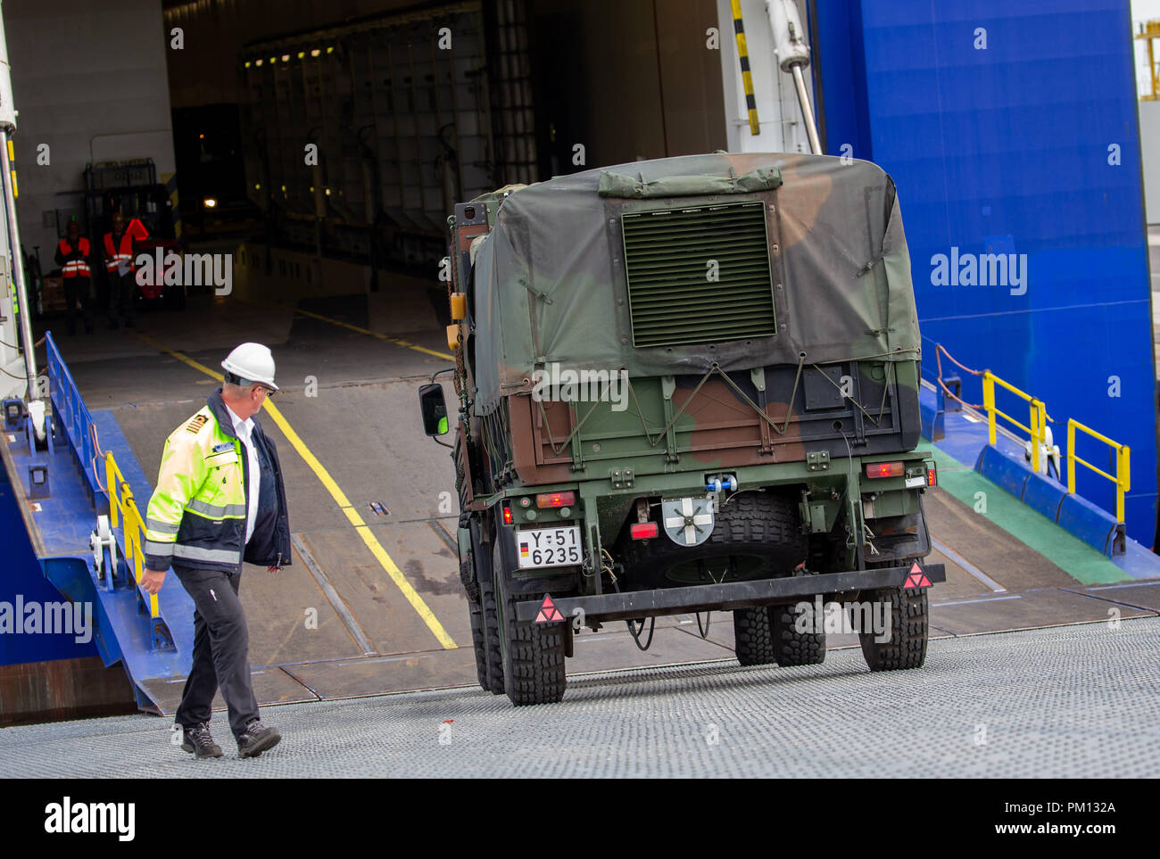 Nato helmet hi-res stock photography and images - Alamy