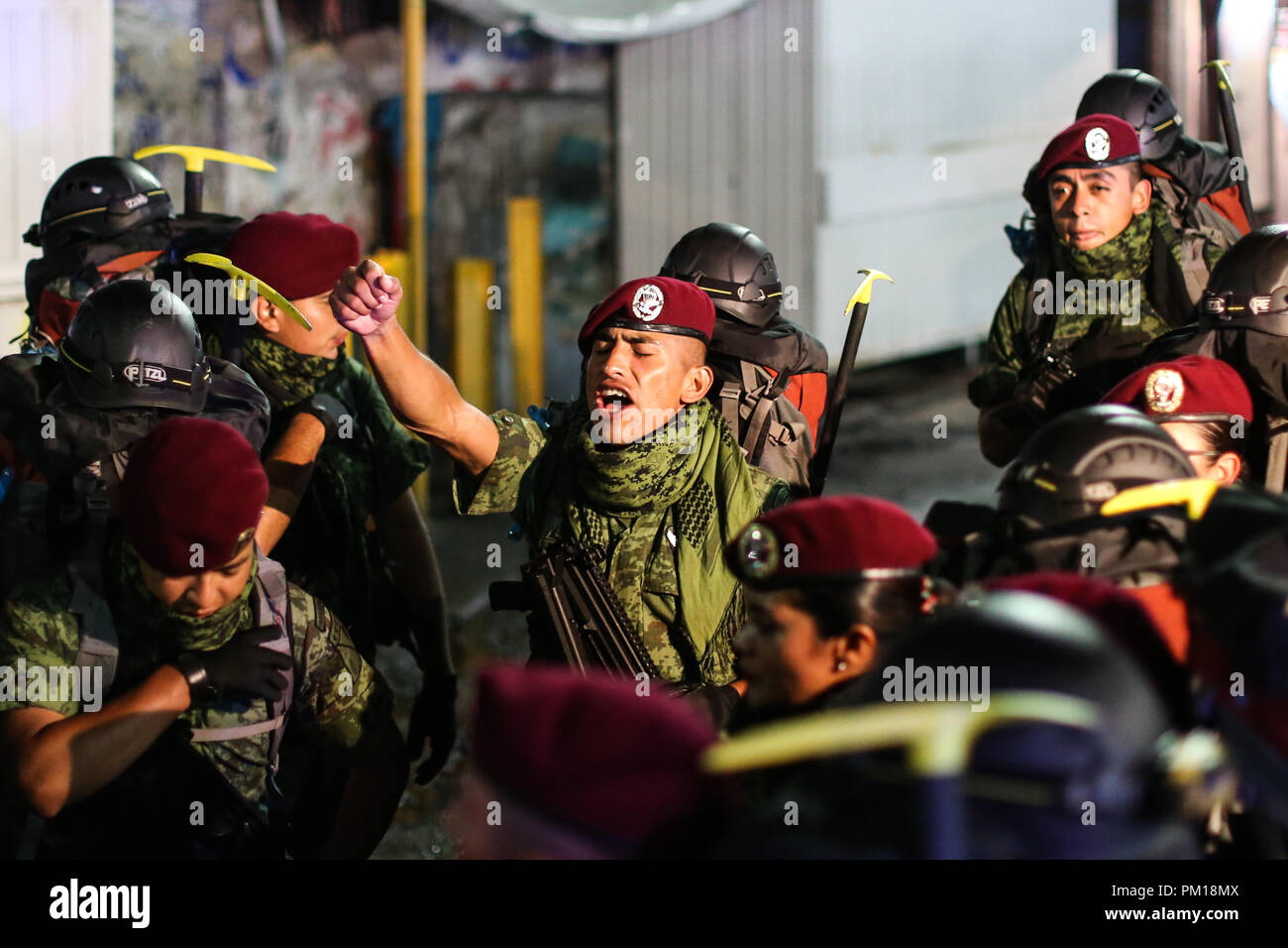 Mexican armed forces hi-res stock photography and images - Alamy