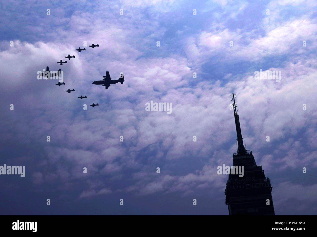 Mexico City, Mexico. 16th Sep, 2018. Aircraft are seen during a ...