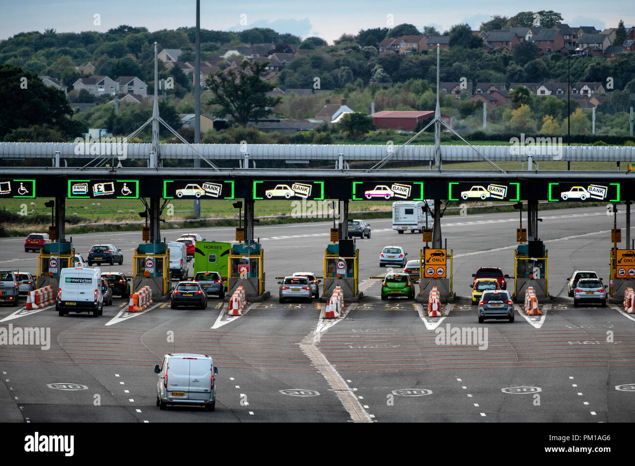 Toll booth severn bridge hi-res stock photography and images - Alamy