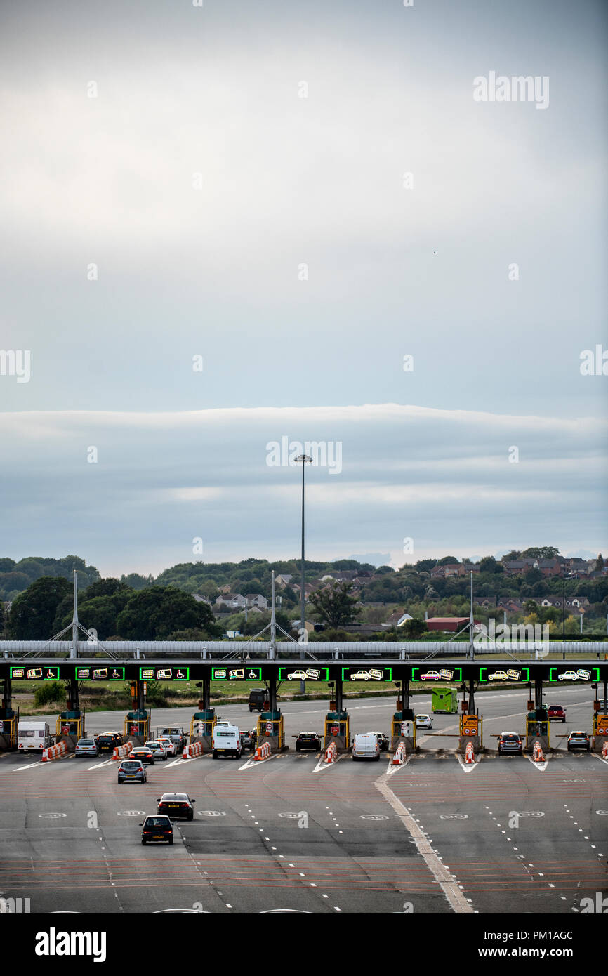 Severn tag hi-res stock photography and images - Alamy