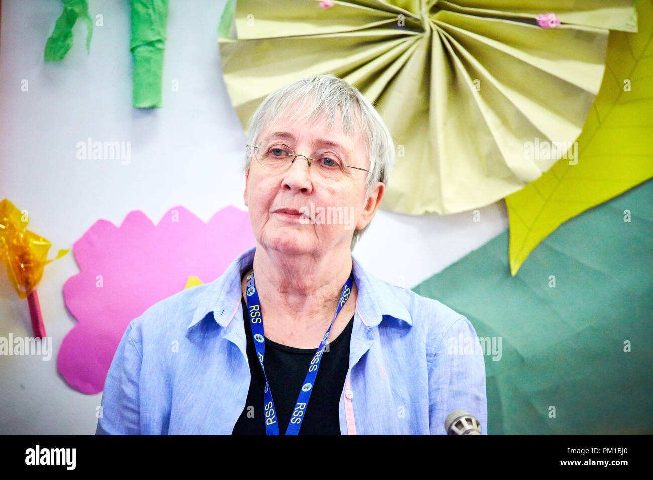 Sarah williams hi-res stock photography and images - Alamy