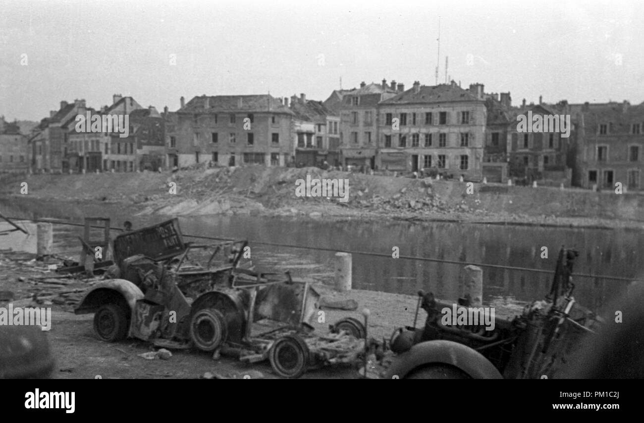 Blitzkrieg hi-res stock photography and images - Alamy