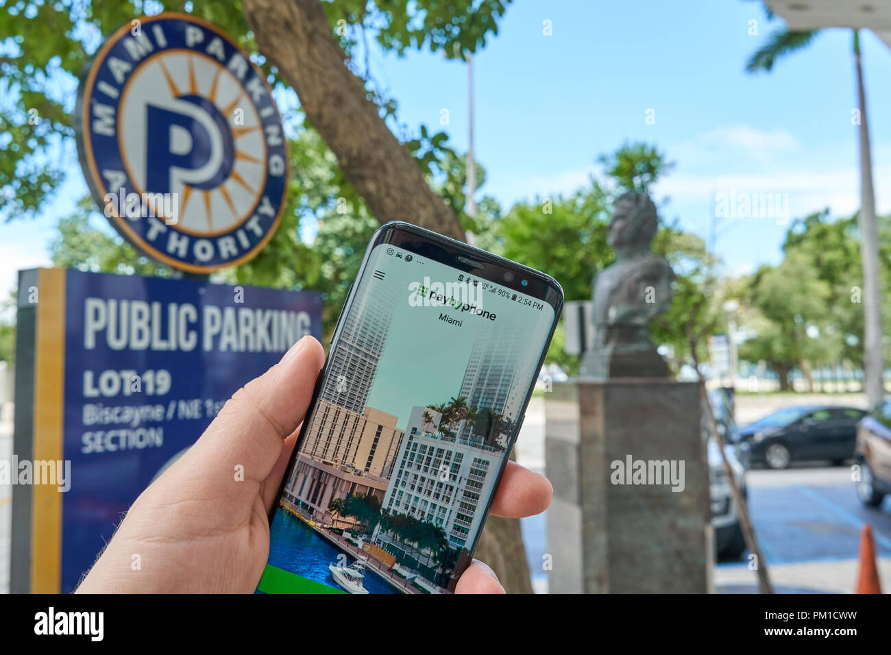 Paybyphone sign hi-res stock photography and images - Alamy