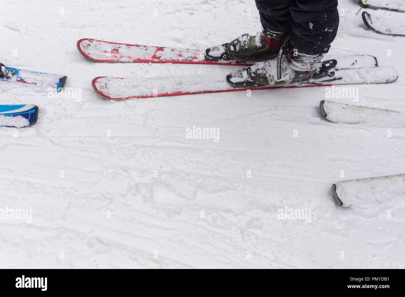 Skiers legs hi-res stock photography and images - Alamy