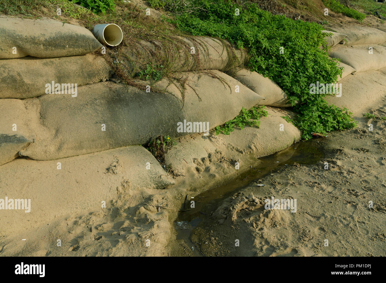Water reclamation africa hi-res stock photography and images - Alamy