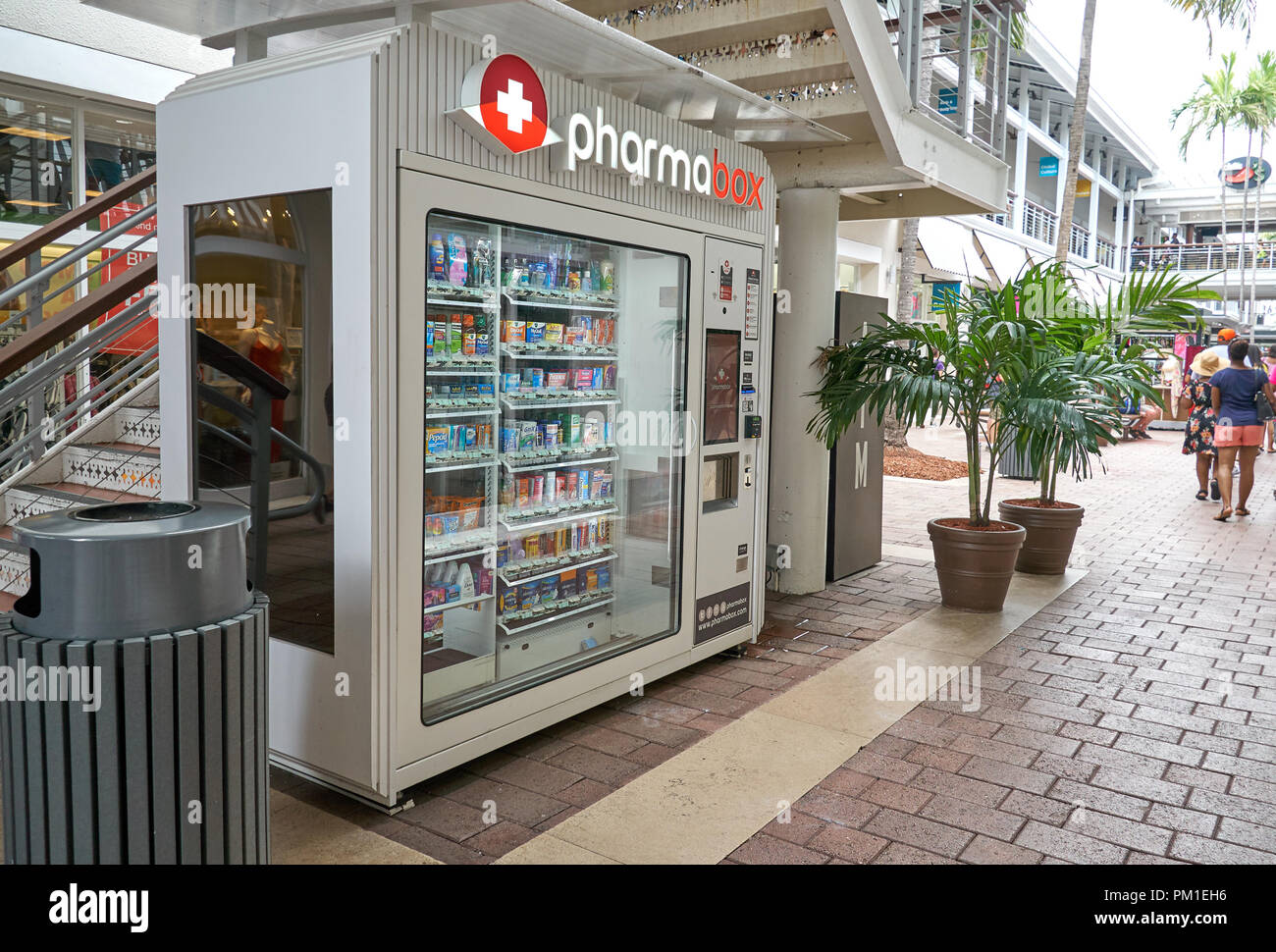 MIAMI, USA - AUGUST 22, 2018: Pharmabox kiosk in Miami, Florida ...