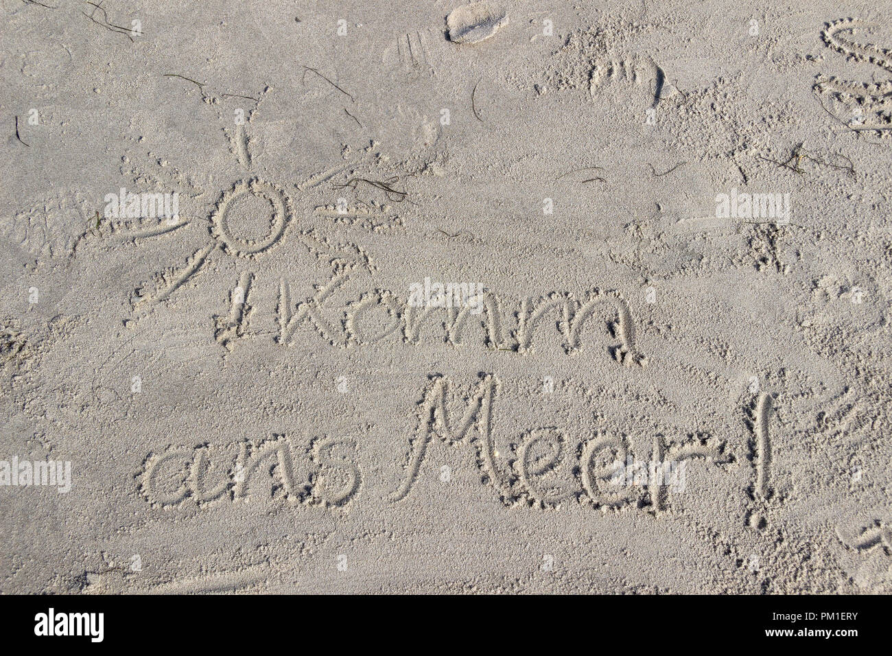 Words written in sand hi-res stock photography and images - Alamy