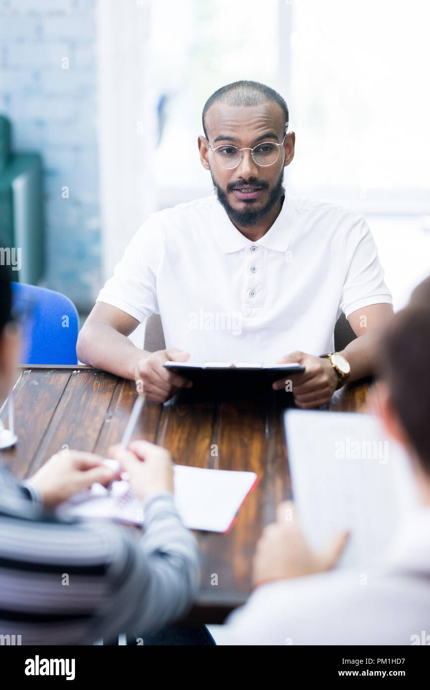 Man job interview hi-res stock photography and images - Alamy
