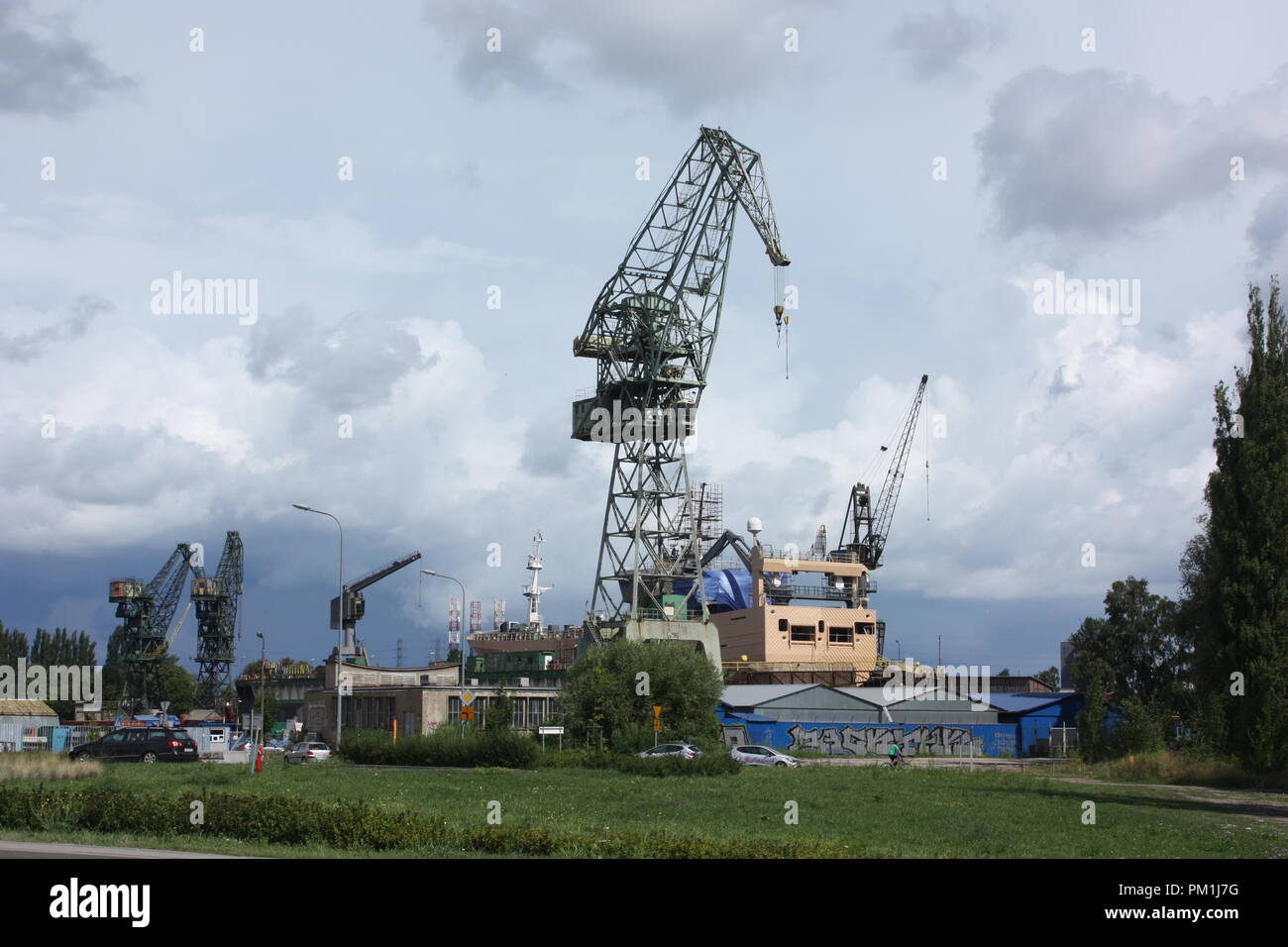 Lech walesa lenin shipyard gdansk hi-res stock photography and images ...