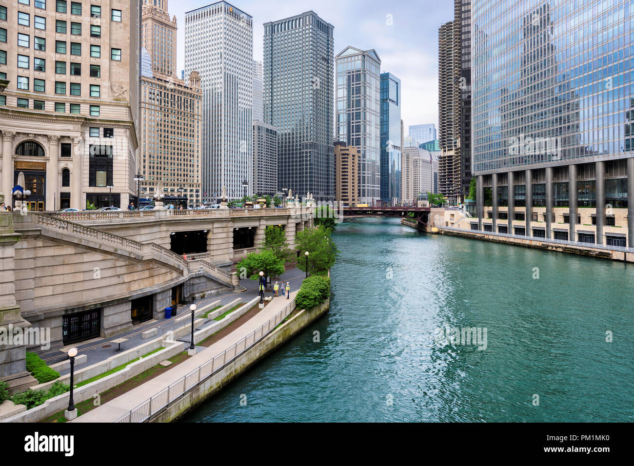 Chicago river hi-res stock photography and images - Alamy