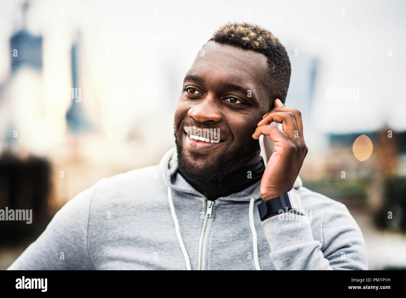 Black man making phone call hi-res stock photography and images - Alamy
