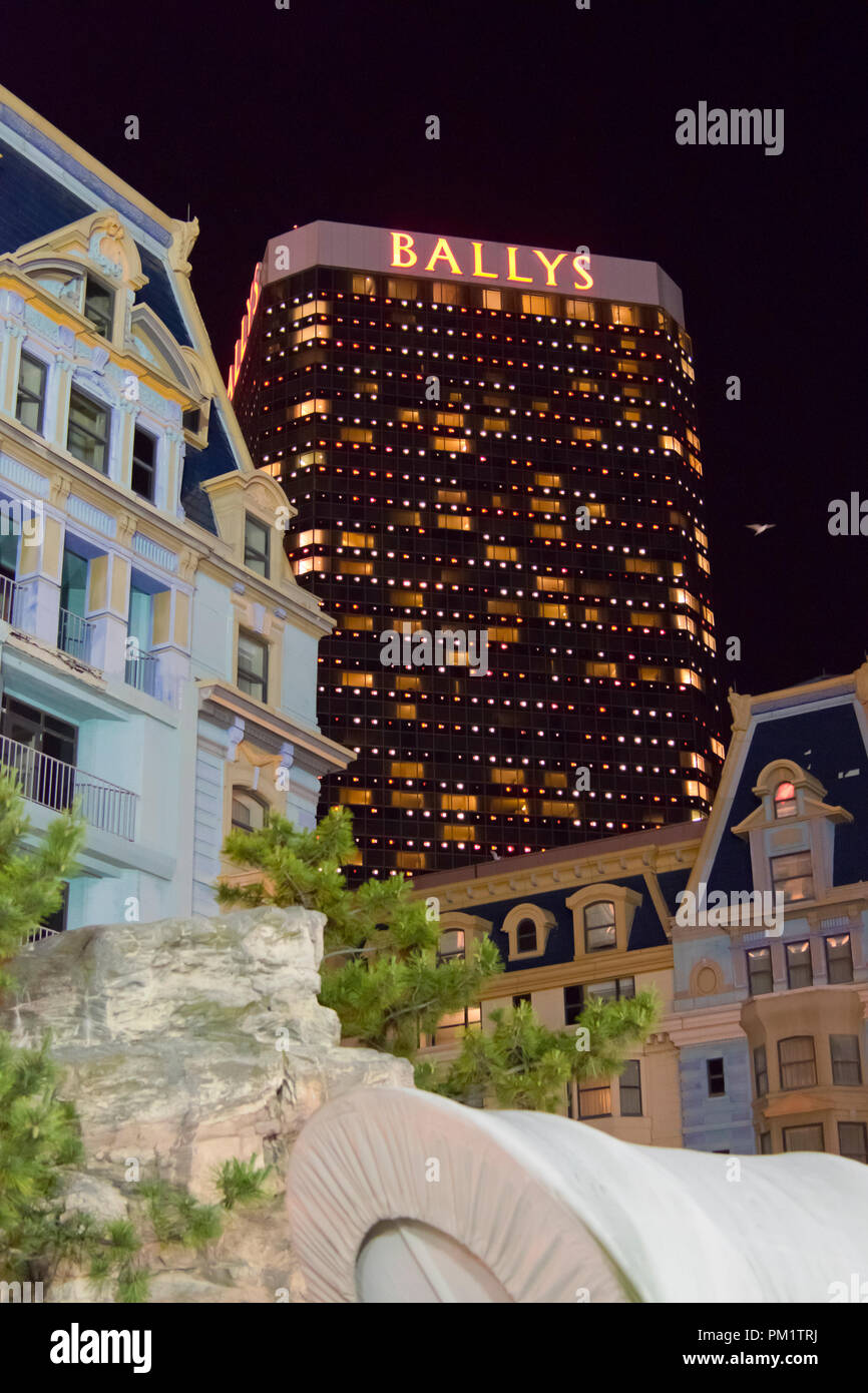 Ballys hotel hi-res stock photography and images - Alamy