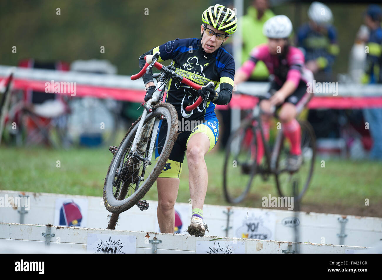 Marlboro cup hi-res stock photography and images - Alamy