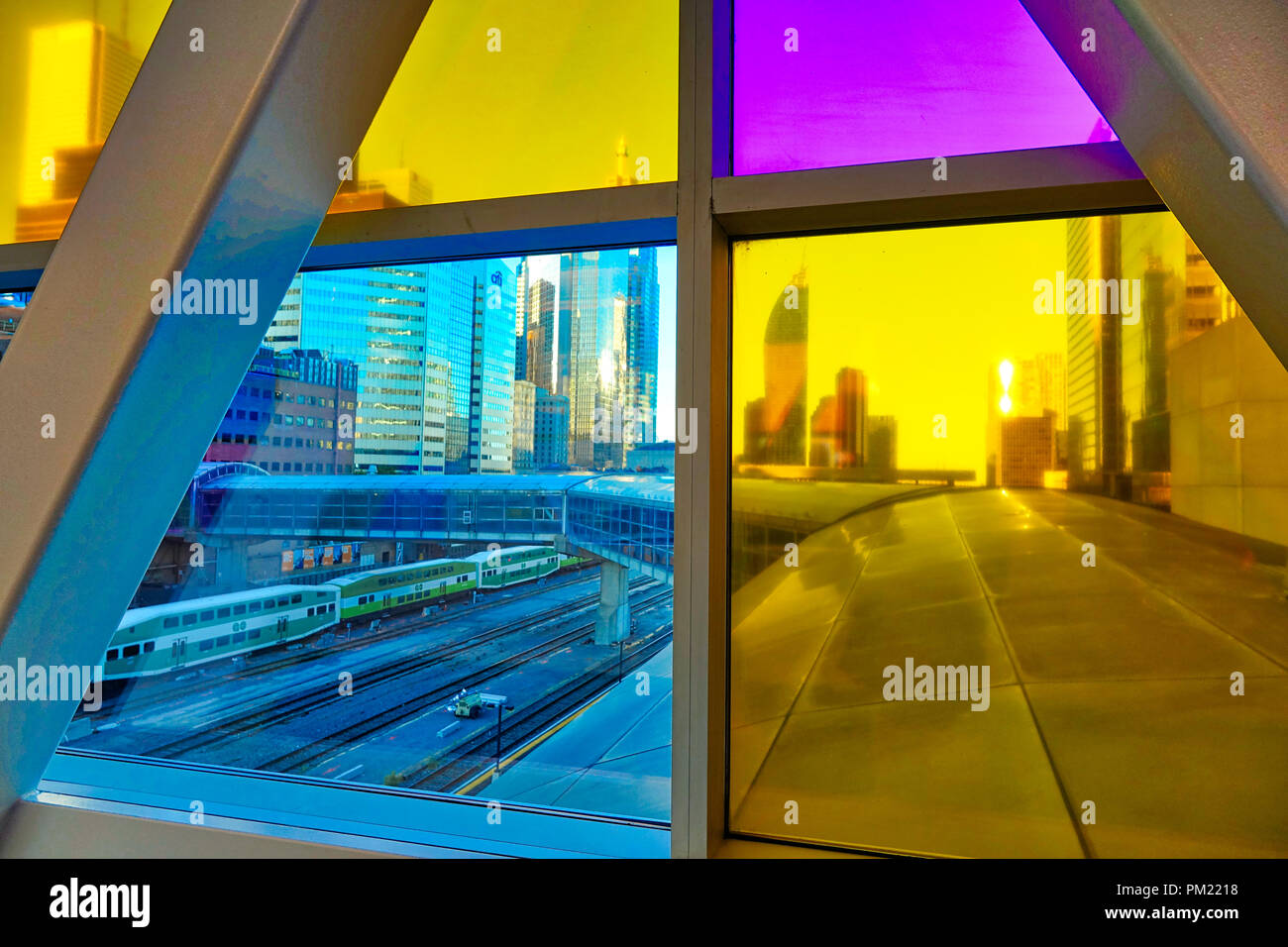 Toronto skyline and rail line hi-res stock photography and images - Alamy