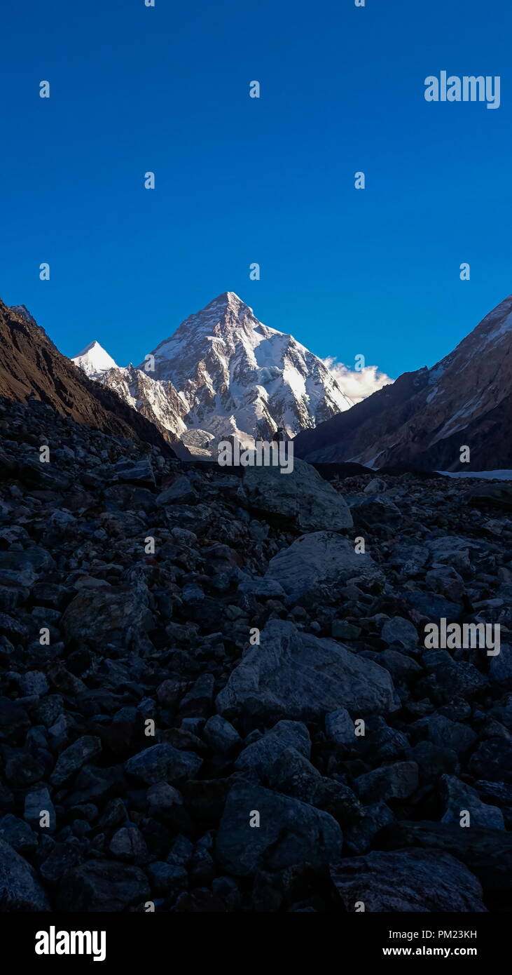 Mount godwin austen hi-res stock photography and images - Alamy