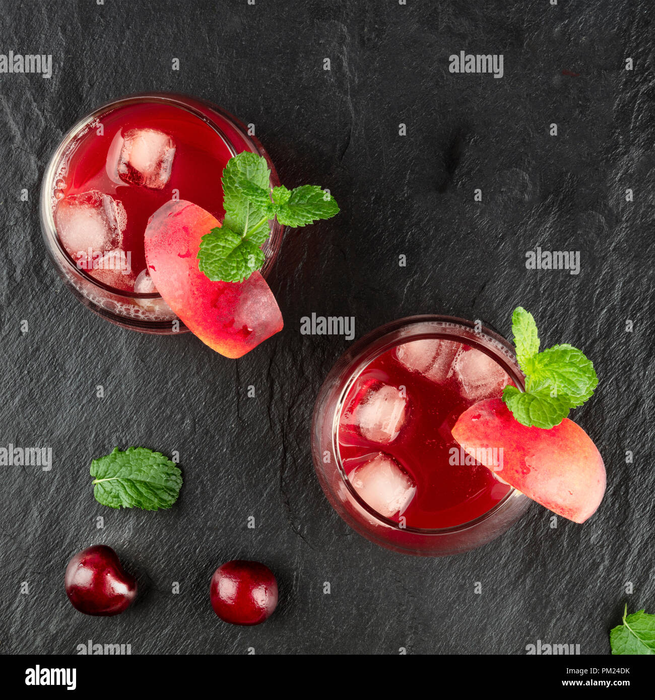 Two cherries cocktail drinks hi-res stock photography and images - Alamy