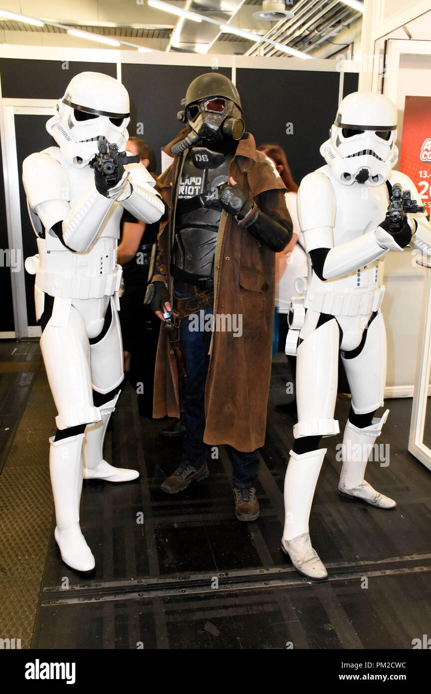 Star wars fan comic con hi-res stock photography and images - Alamy