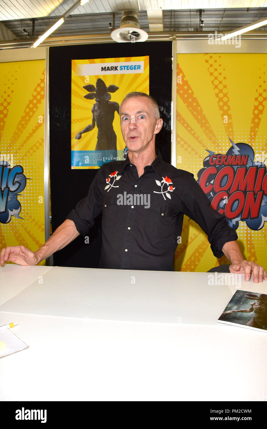 Film and comic con 2018 hi-res stock photography and images - Alamy