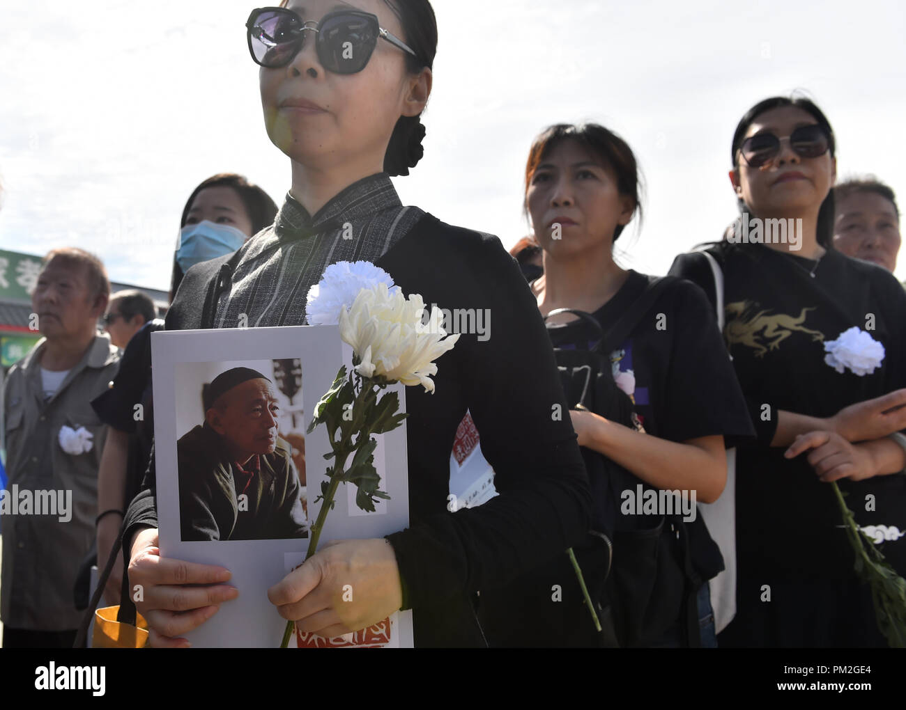 Mourners funeral china hi-res stock photography and images - Alamy