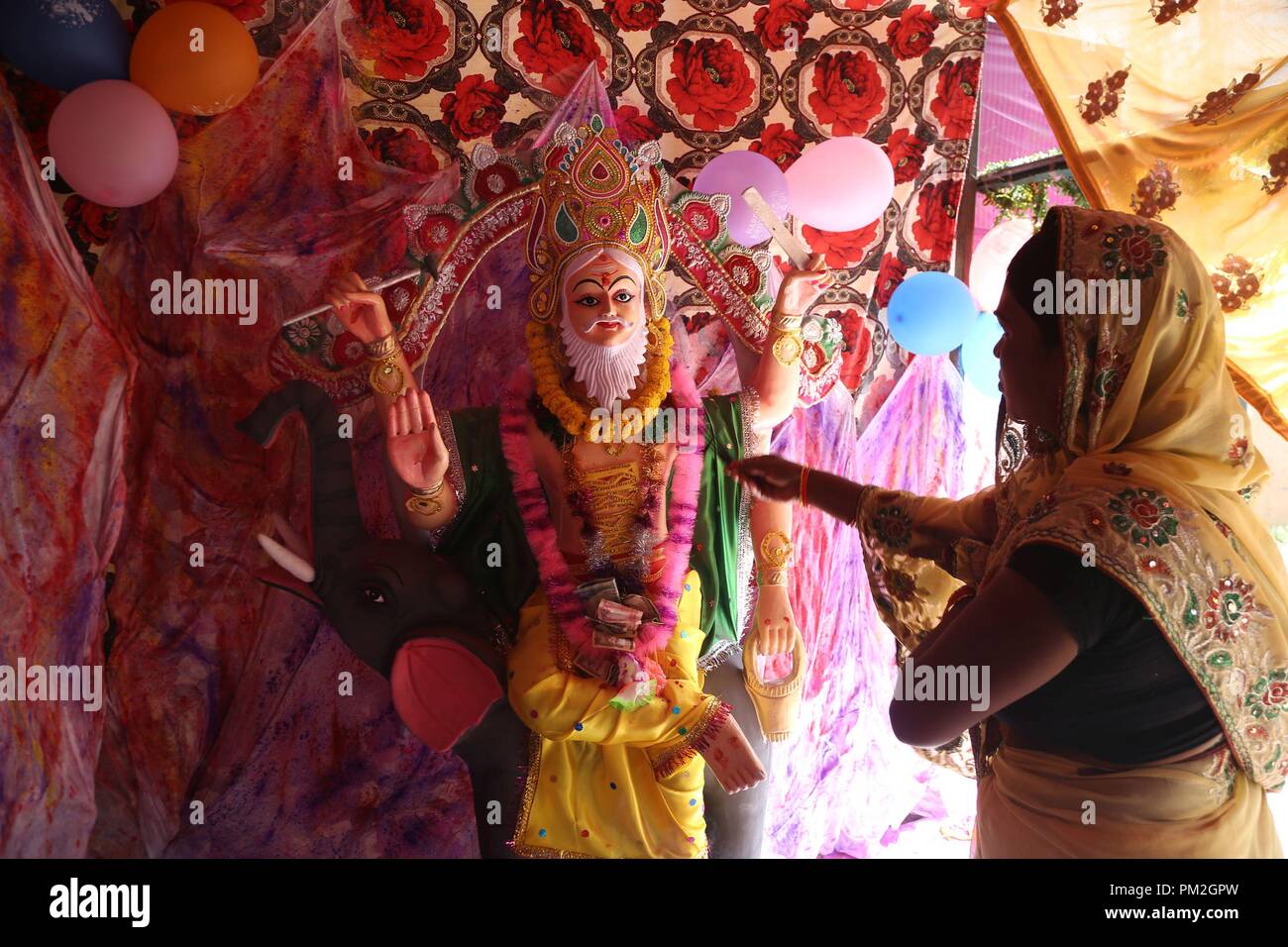 Biswakarma puja hi-res stock photography and images - Alamy
