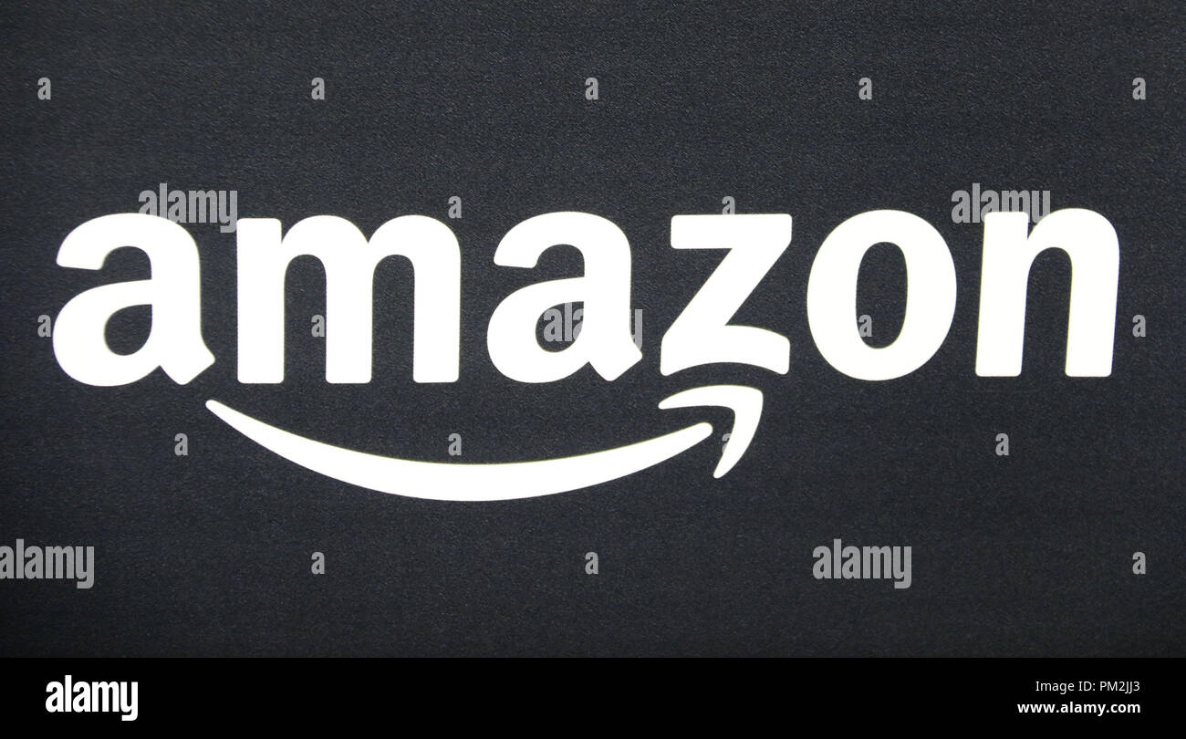 Amazon books logo hi-res stock photography and images - Alamy
