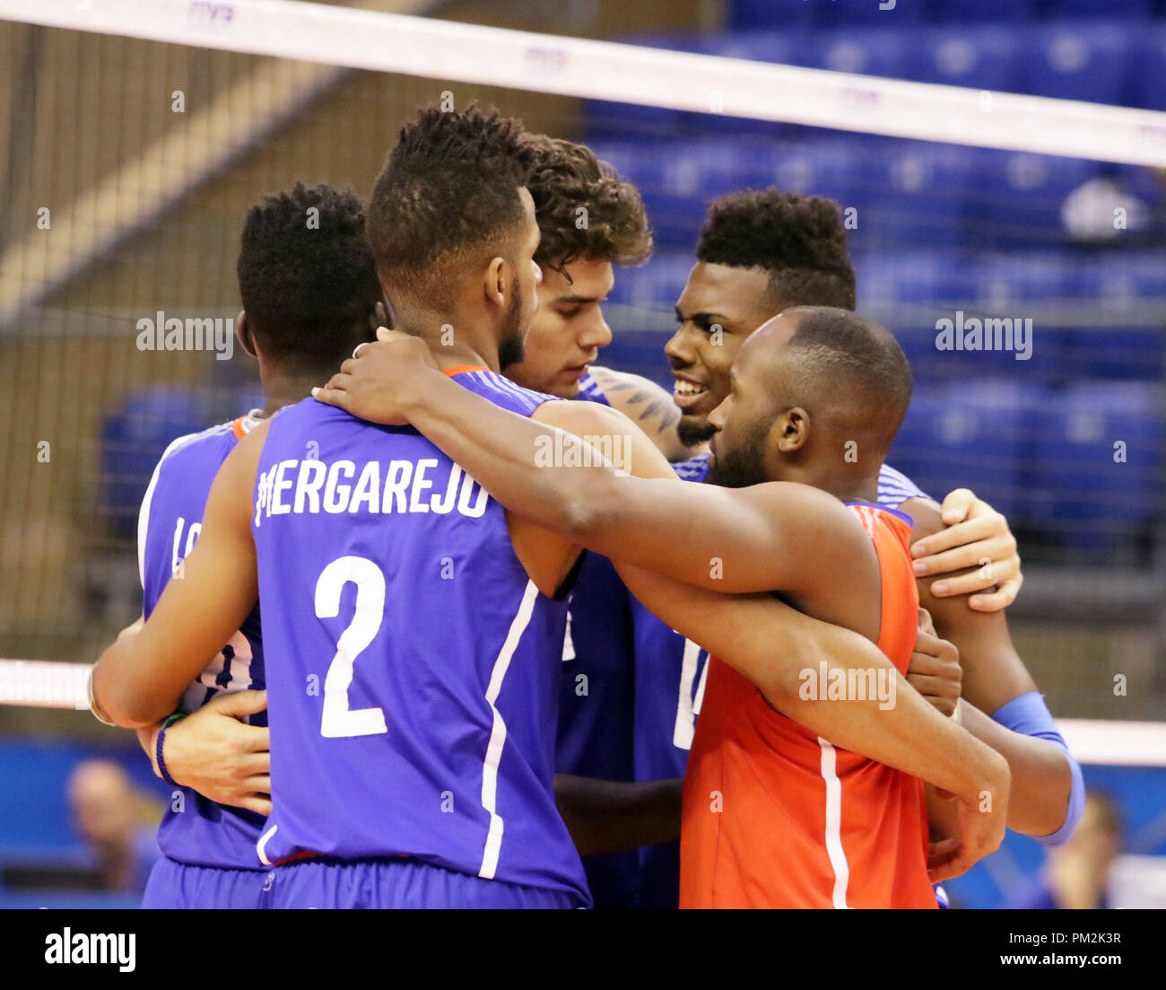 Volleyball team cuba hi-res stock photography and images - Alamy