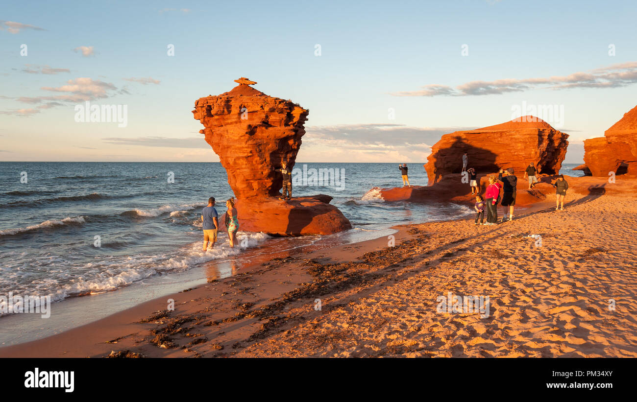 The Teapot Rock at Thunder Cove beach, Prince Edward Island, Canada Stock Photo - Alamy