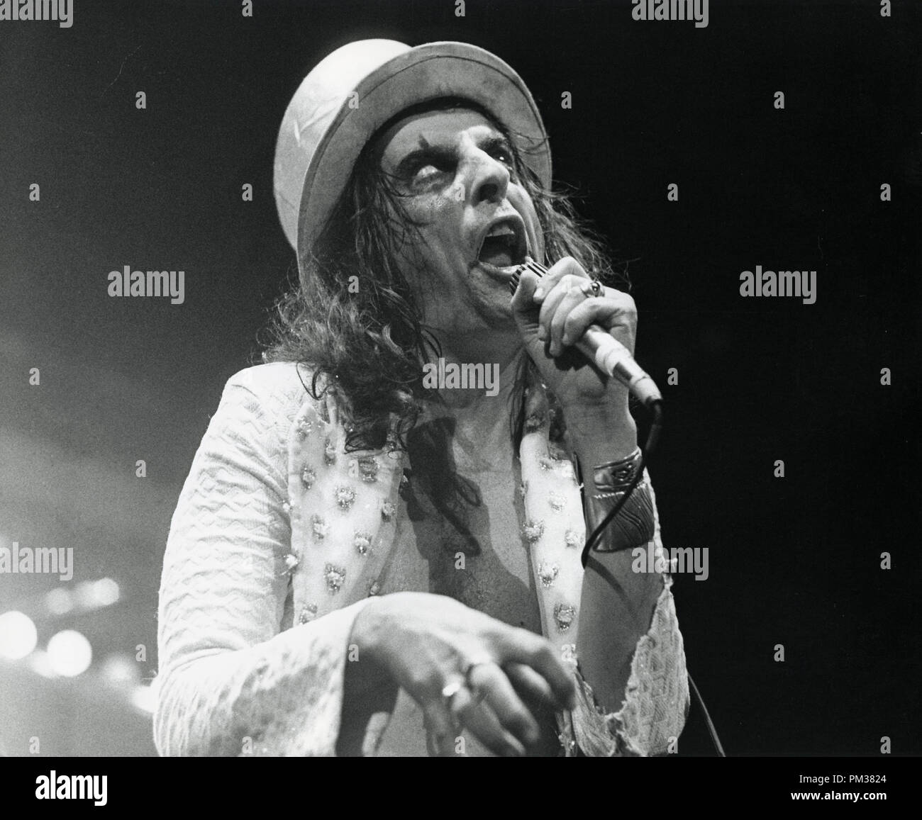Alice cooper hi-res stock photography and images - Alamy
