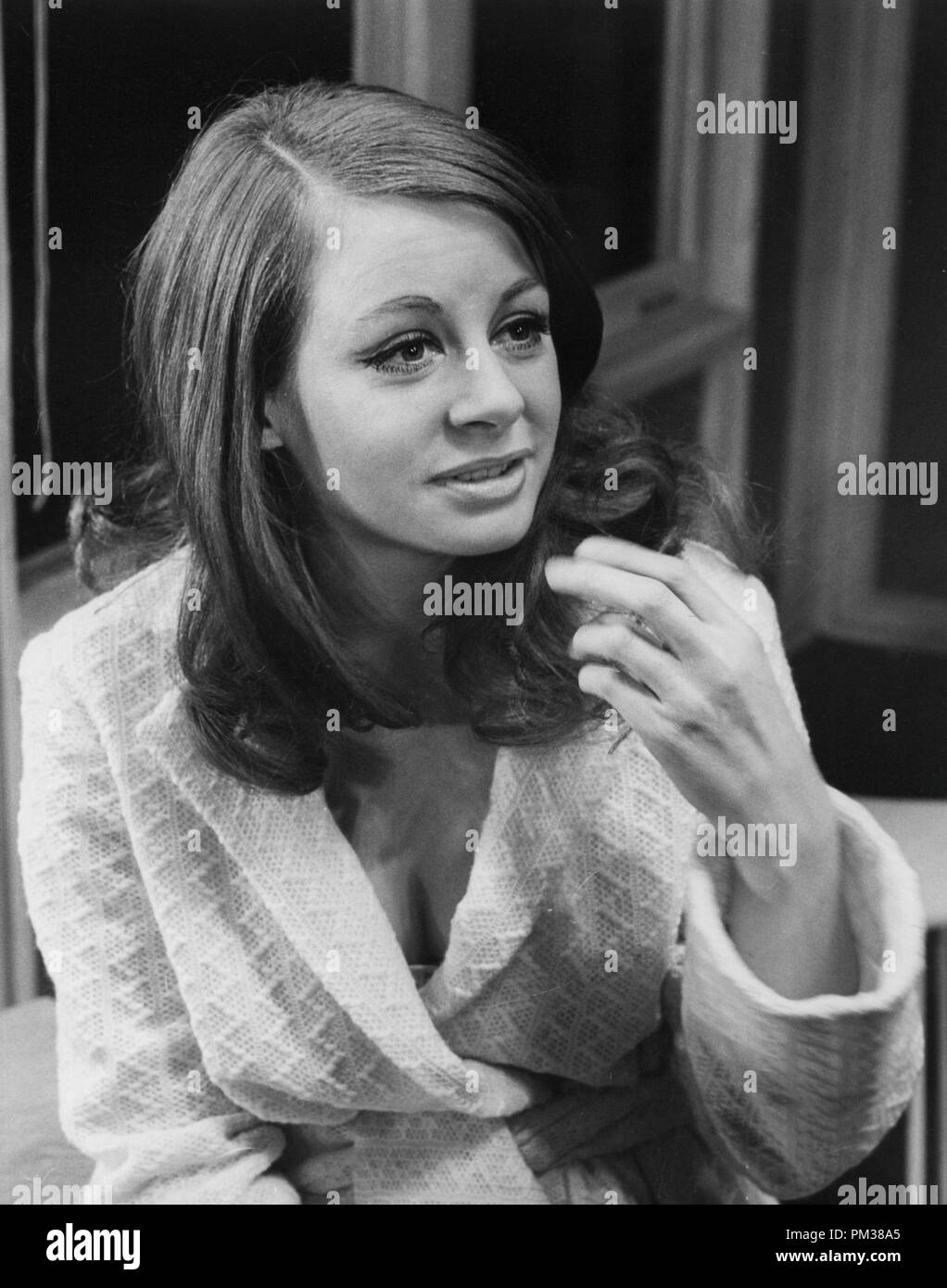 Sarah miles hi-res stock photography and images - Alamy