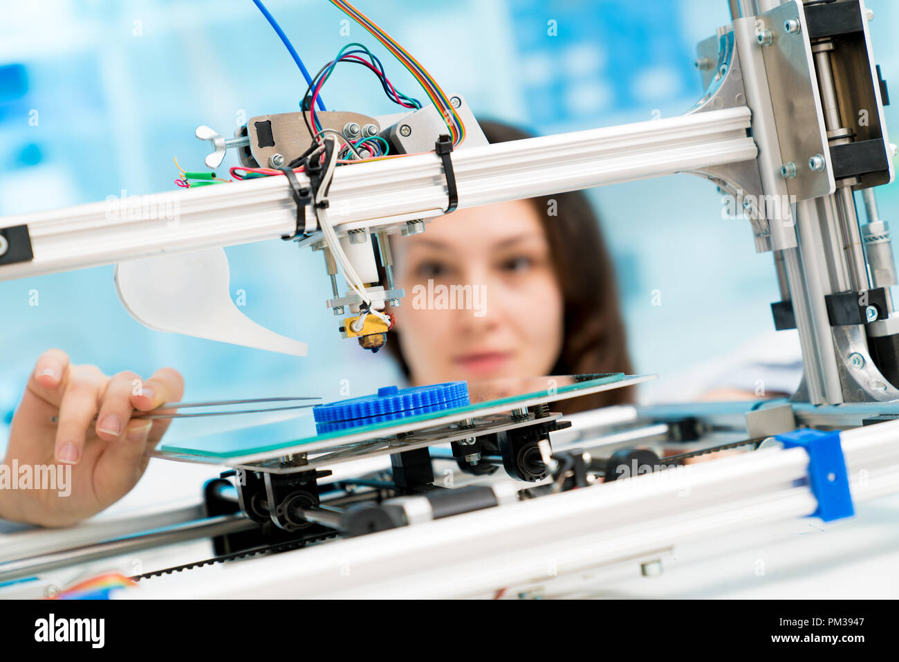 Modeling robot hi-res stock photography and images - Alamy