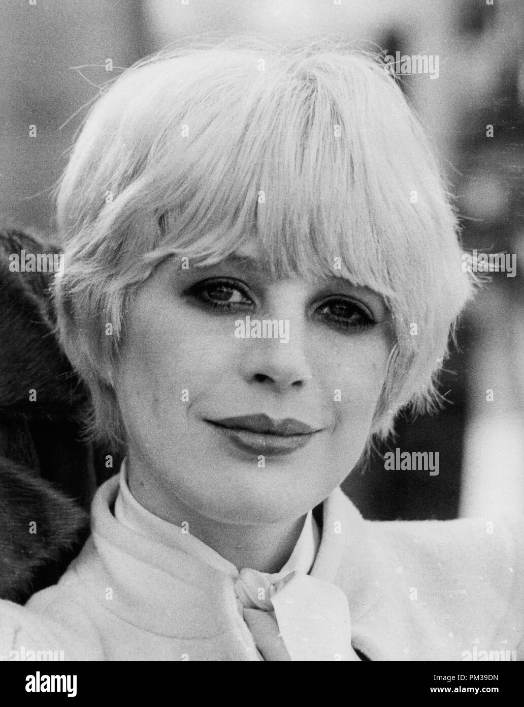 Singer marianne faithfull hi-res stock photography and images - Alamy