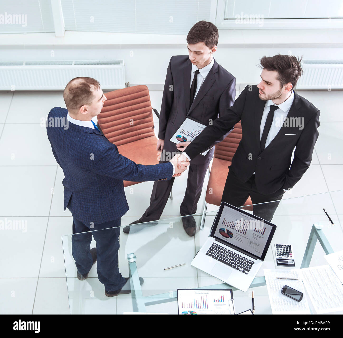 Hand Shake Strength High Resolution Stock Photography and Images - Alamy