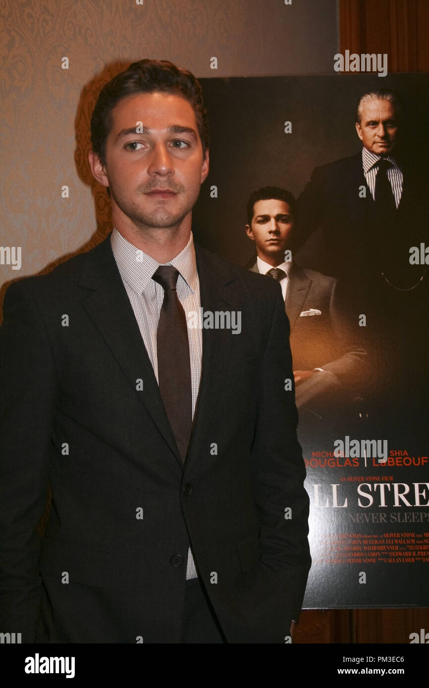 2010s celebrity street hi-res stock photography and images - Alamy