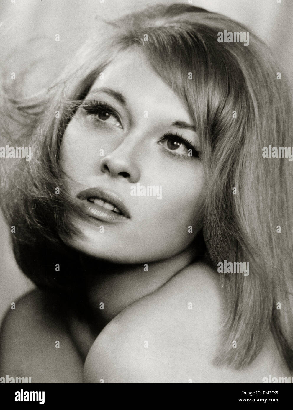 Faye dunaway portrait hi-res stock photography and images - Alamy